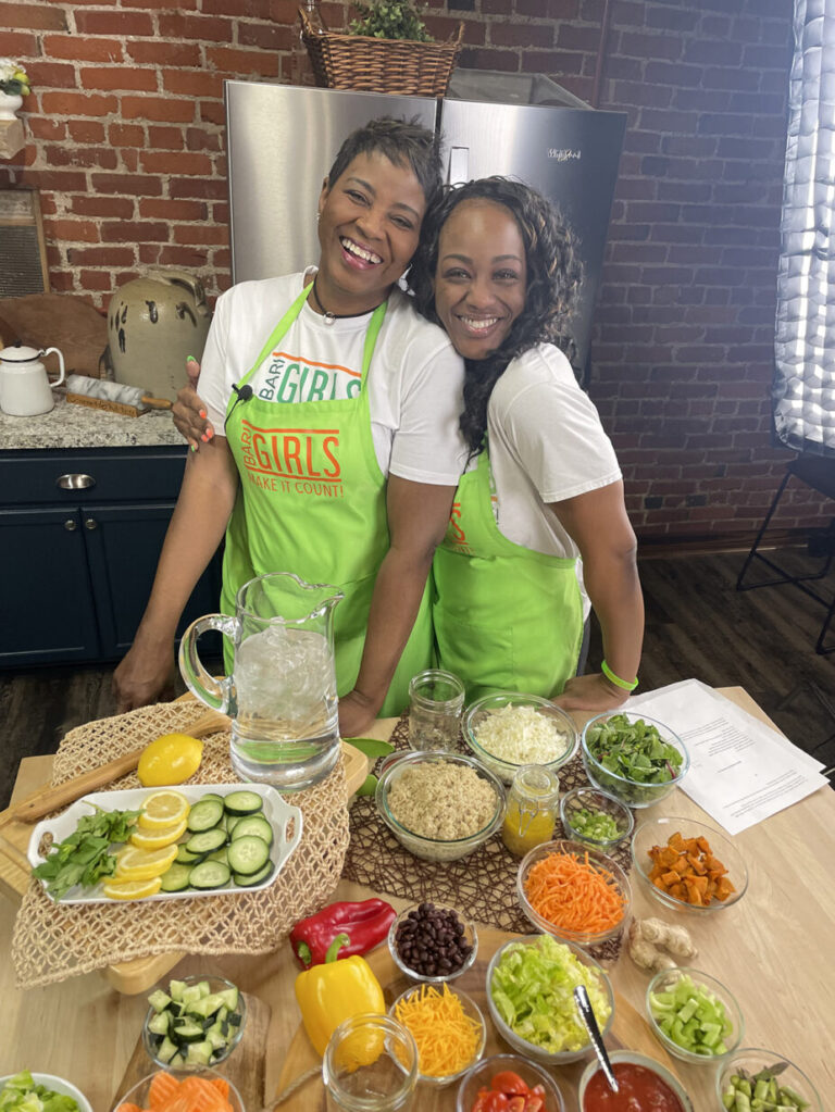 They’re not trying to die(t); how this mother-daughter influencer duo ...