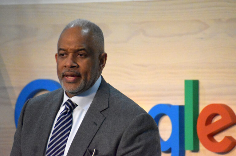 Google to build $1B data center in Kansas City; aiming for 24/7 carbon ...