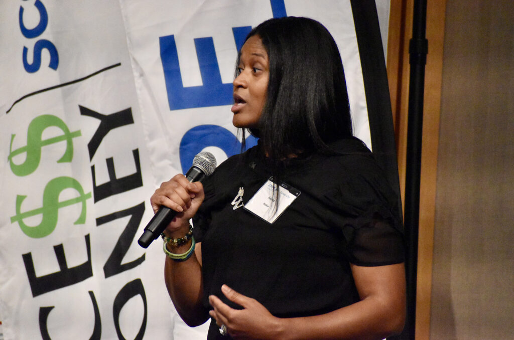 SCORE pitch competition Aisha Walker 02 – Startland News